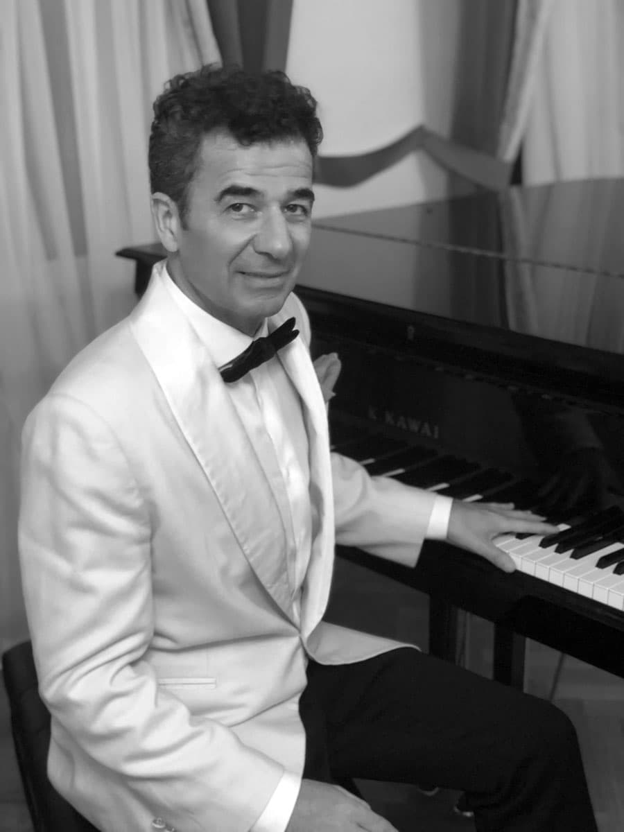 The Artist In Concert